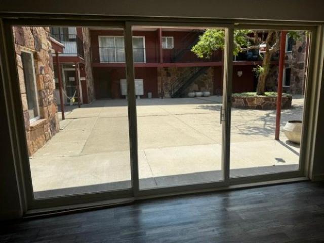 2 Br, 2 bath, Condo 2300 14th Ave South