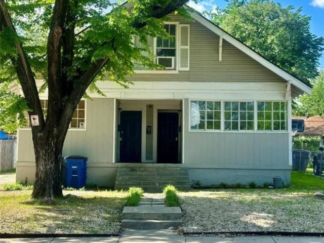 2 Br, 2 bath, Condo 23111 Gilford Street