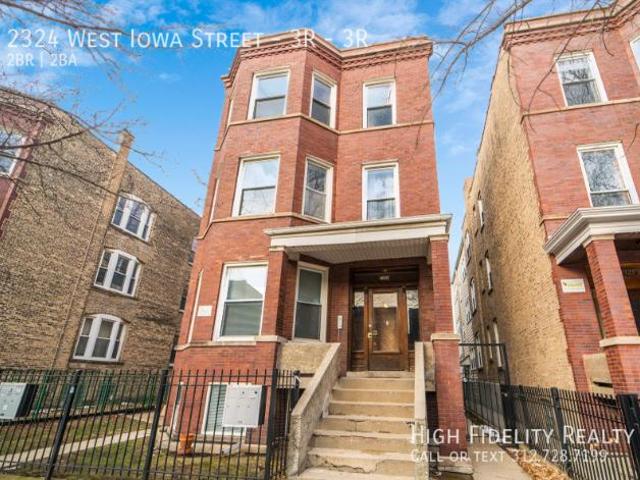 2 Br, 2 bath, Condo 2324 W Iowa St