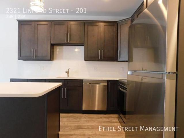 2 Br, 2 bath, Condo 2321 Linford Street