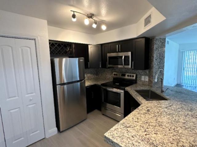 2 Br, 2 bath, Condo 2341 NW 33rd St