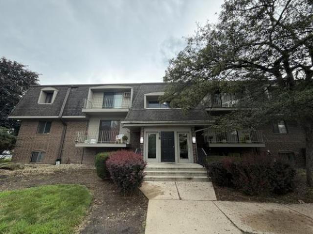 2 Br, 2 bath, Condo 238 E Bailey Rd