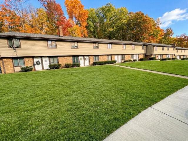 2 Br, 2 bath, Condo 2429 2457 Echo Valley Drive