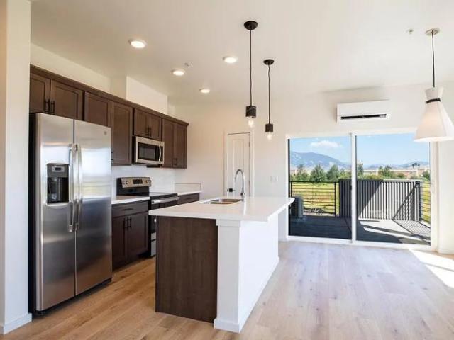 2 Br, 2 bath, Condo 2430 Tschache Lane