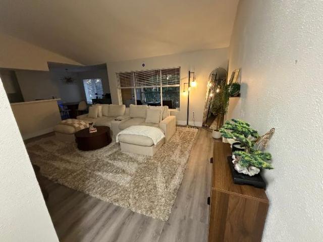 2 Br, 2 bath, Condo 2465 NW 33rd St