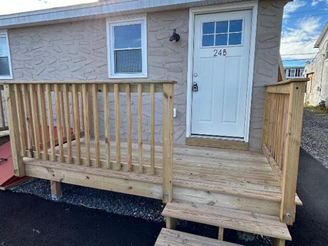 2 Br, 2 bath, Condo 24 W Lincoln Highway