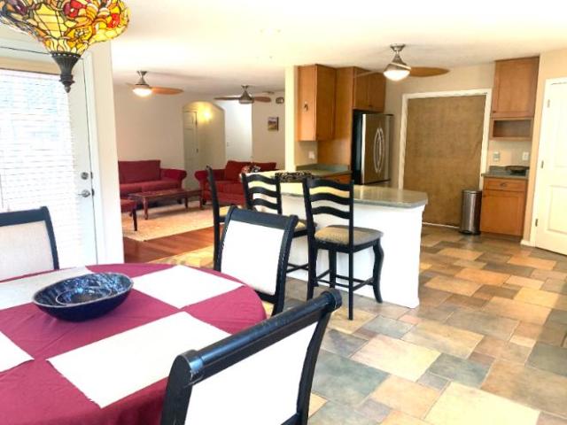 2 Br, 2 bath, Condo 24 Fleetfoot