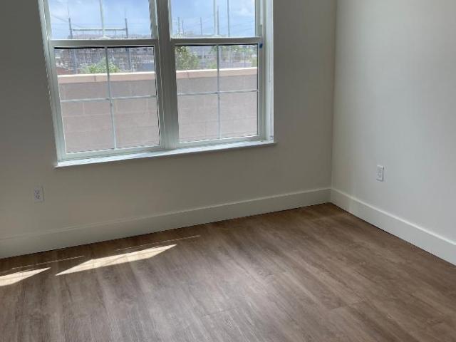 2 Br, 2 bath, Condo 2506 W Colfax Ave