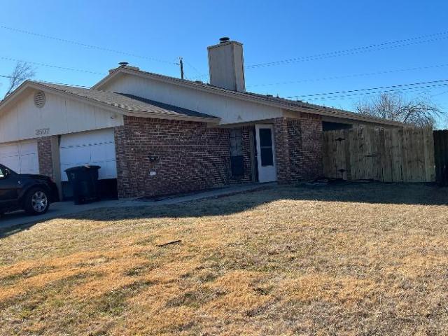 2 Br, 2 bath, Condo 2507 Bermuda Dr