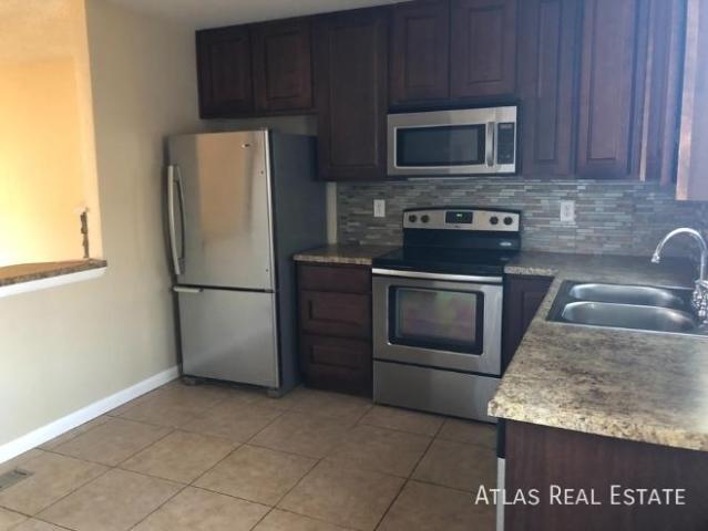 2 Br, 2 bath, Condo 2512 Allegheny Drive