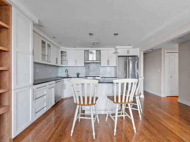 2 Br, 2 bath, Condo 25 Bay State Rd
