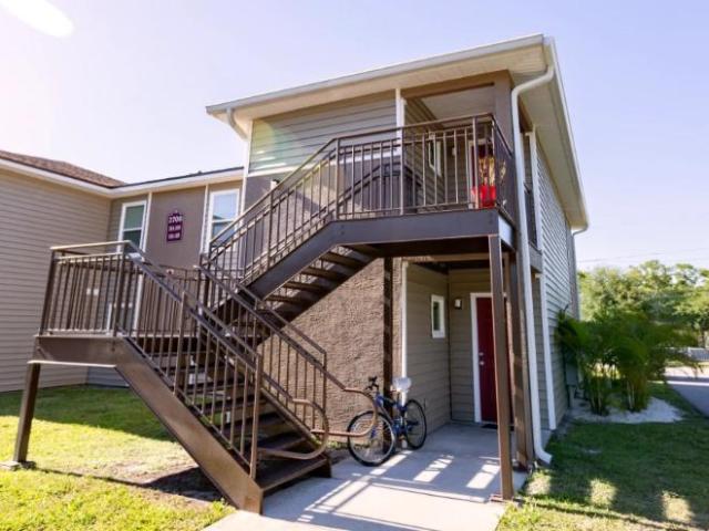 2 Br, 2 bath, Condo 2700 52nd Ave N