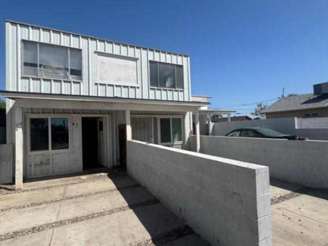 2 Br, 2 bath, Condo 2806 W Melvin Street