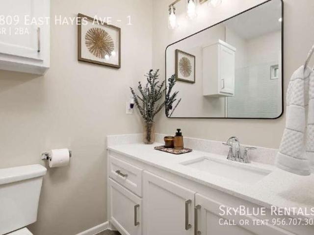 2 Br, 2 bath, Condo 2809 East Hayes Ave