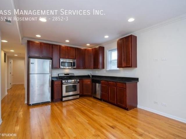 2 Br, 2 bath, Condo 2852 W Rosemont Ave