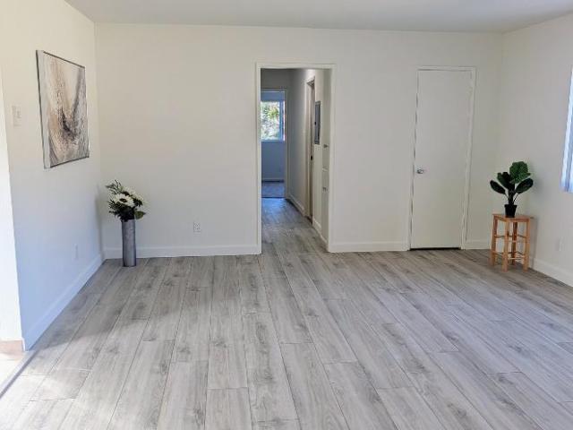 2 Br, 2 bath, Condo 2890 W 235th Street #9