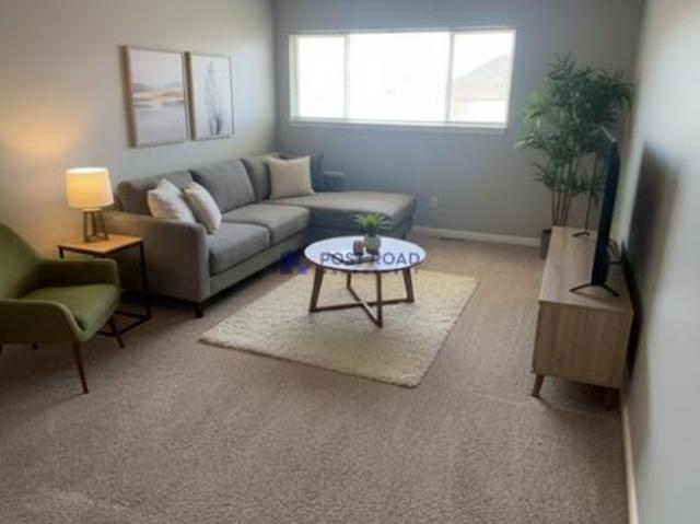2 Br, 2 bath, Condo 2908 S Osage Ave