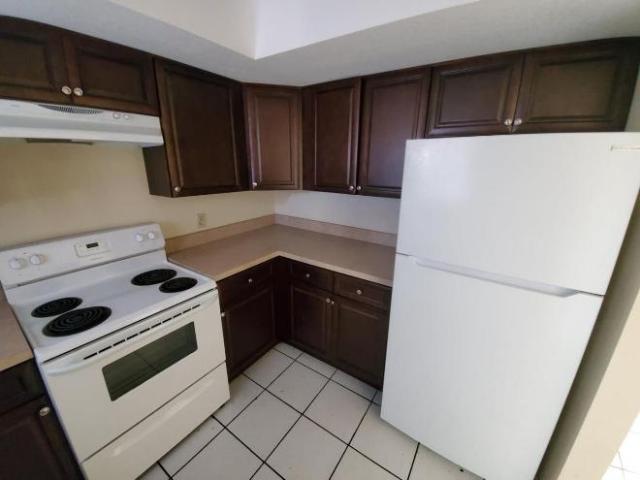 2 Br, 2 bath, Condo 290 Flower Lane