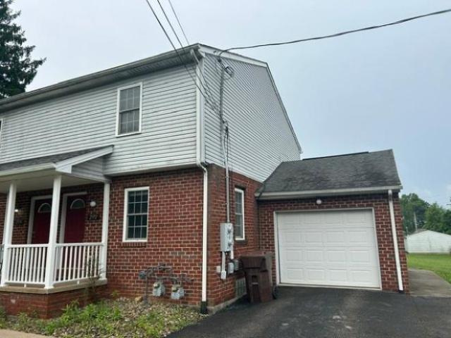 2 Br, 2 bath, Condo 2972 Tibbetts Wick Rd