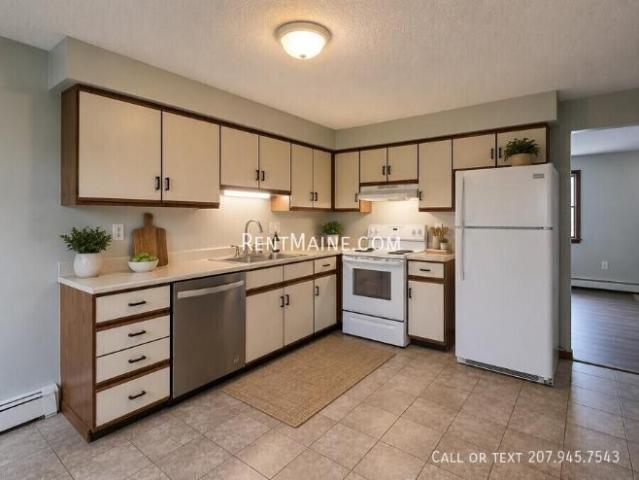 2 Br, 2 bath, Condo 2 Hartley St Apt