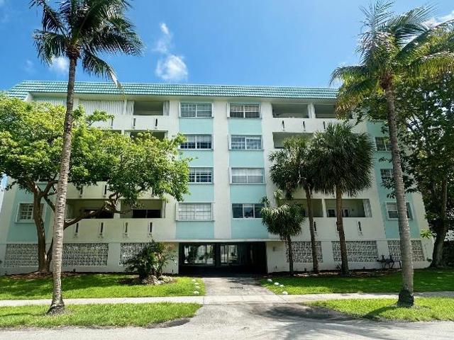 2 Br, 2 bath, Condo 300 Galen Drive