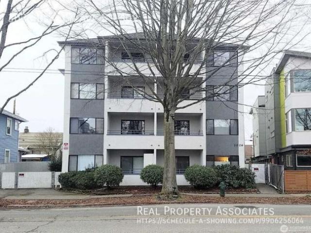 2 Br, 2 bath, Condo 3026 Beacon Ave S
