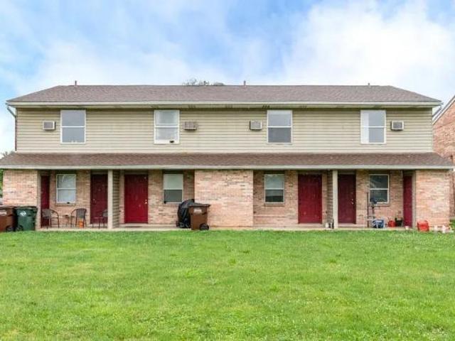 2 Br, 2 bath, Condo 304 D Sal Blvd