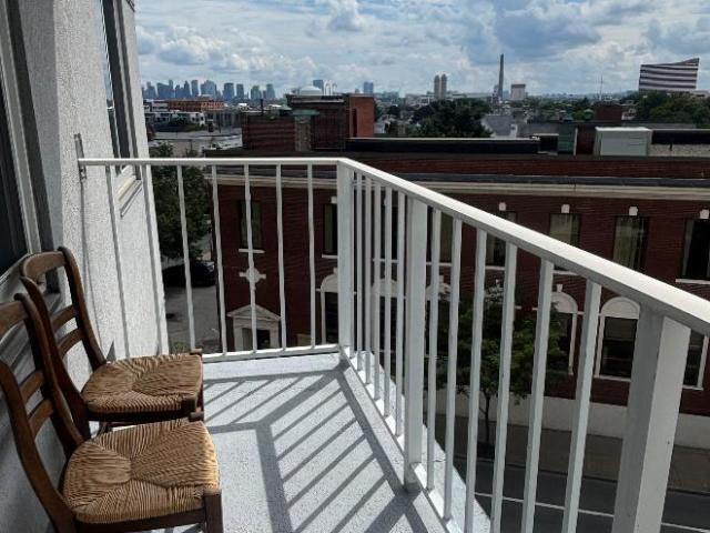2 Br, 2 bath, Condo 30 Chelsea Street