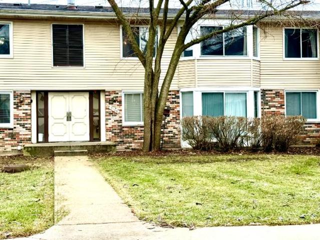 2 Br, 2 bath, Condo 3108 Roberts Dr
