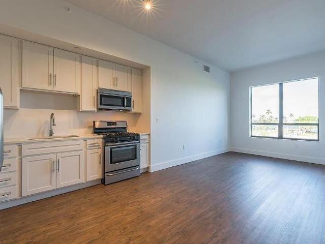 2 Br, 2 bath, Condo 312 23rd Street