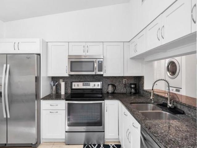 2 Br, 2 bath, Condo 3139 Millwood Terrace