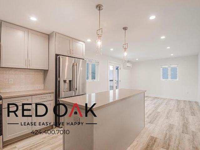 2 Br, 2 bath, Condo 313 5 Detroit St