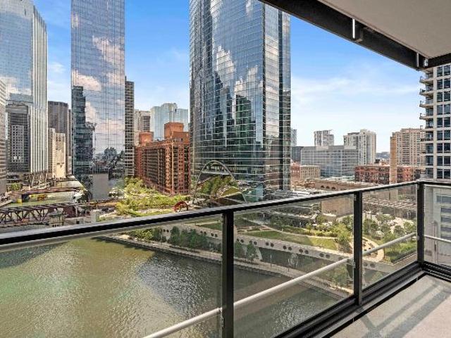 2 Br, 2 bath, Condo 313 W Kinzie St