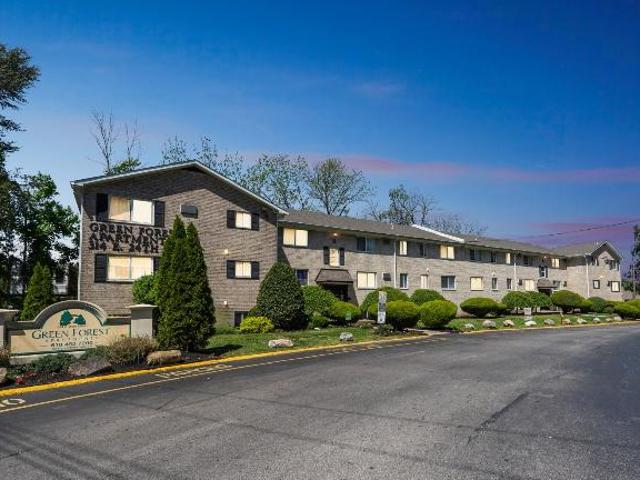 2 Br, 2 bath, Condo 314 E 24th St