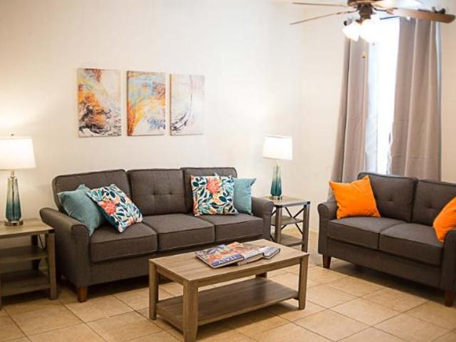 2 Br, 2 bath, Condo 3151 Regal Drive