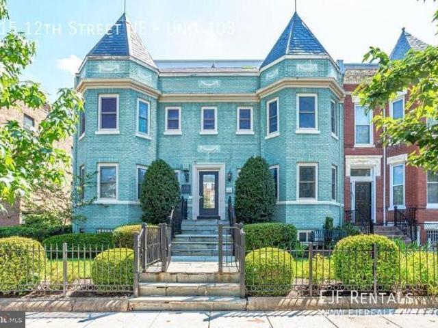 2 Br, 2 bath, Condo 315 12th Street NE