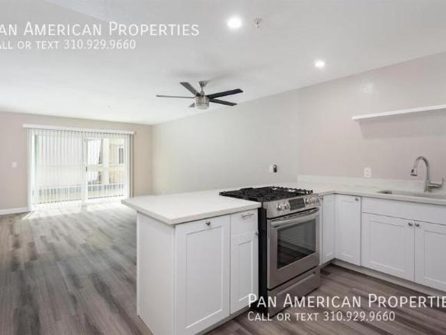 2 Br, 2 bath, Condo 3206 Avenida Del Presidente