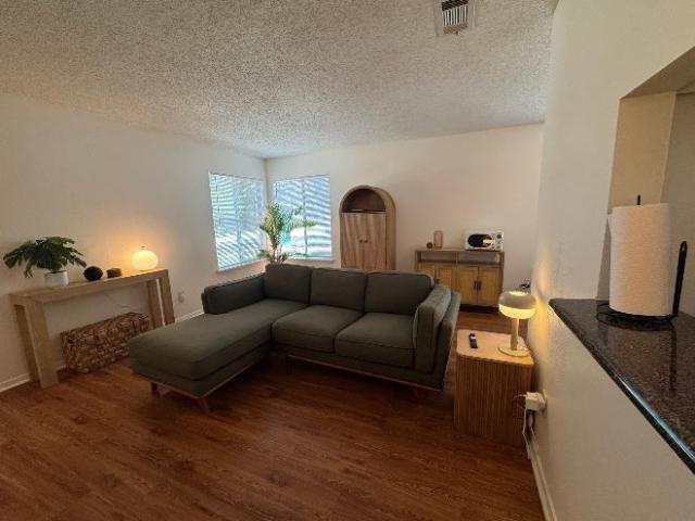 2 Br, 2 bath, Condo 3202 Cougar Trl