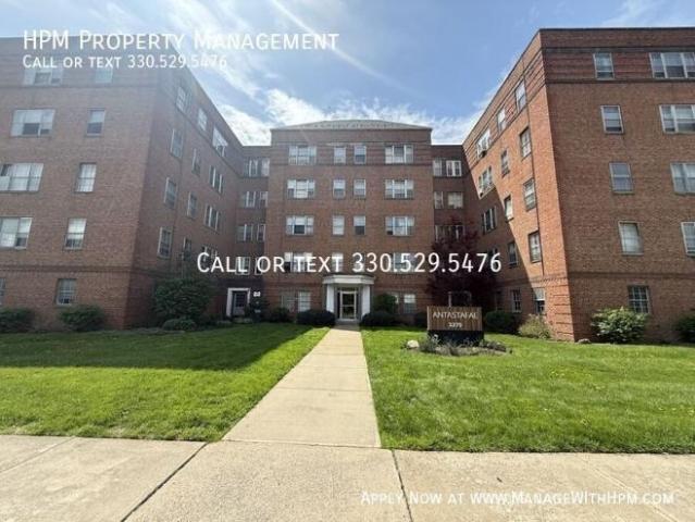 2 Br, 2 bath, Condo 3270 Warrensville Center Rd