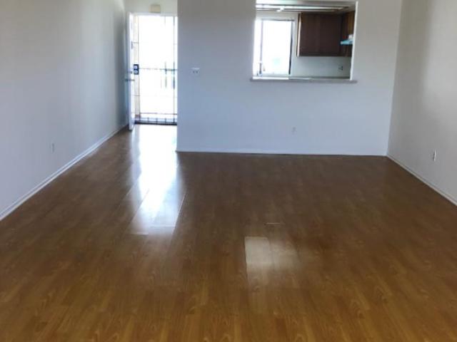 2 Br, 2 bath, Condo 330 Pioneer Dr