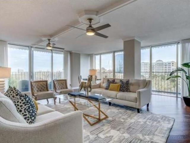 2 Br, 2 bath, Condo 3310 Fairmount