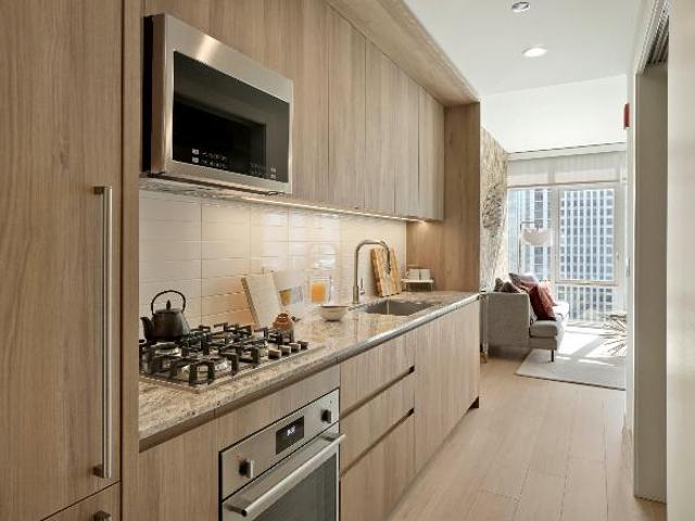 2 Br, 2 bath, Condo 339 N Union Ave