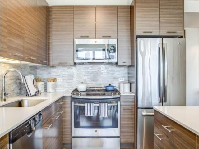 2 Br, 2 bath, Condo 342 W Chestnut