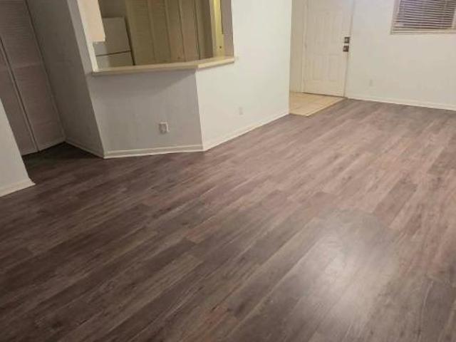 2 Br, 2 bath, Condo 3453 Nw 44 St