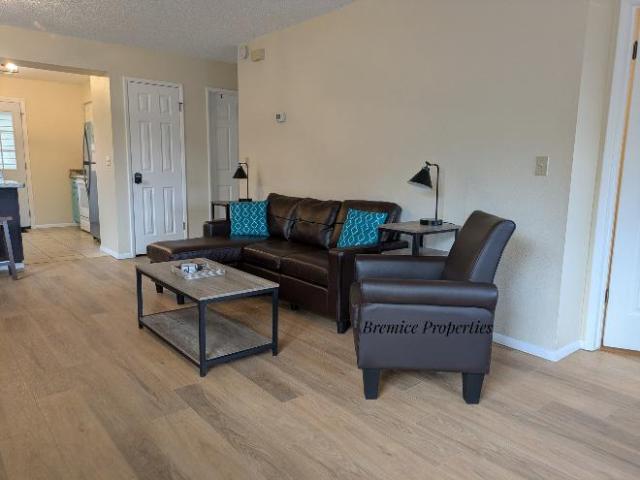2 Br, 2 bath, Condo 345 Rim Rock Cir
