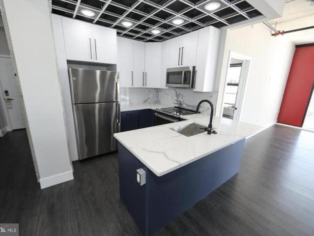 2 Br, 2 bath, Condo 3460 J St