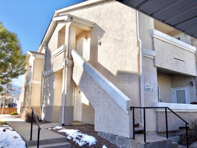 2 Br, 2 bath, Condo 3670 Strawberry Field Grv