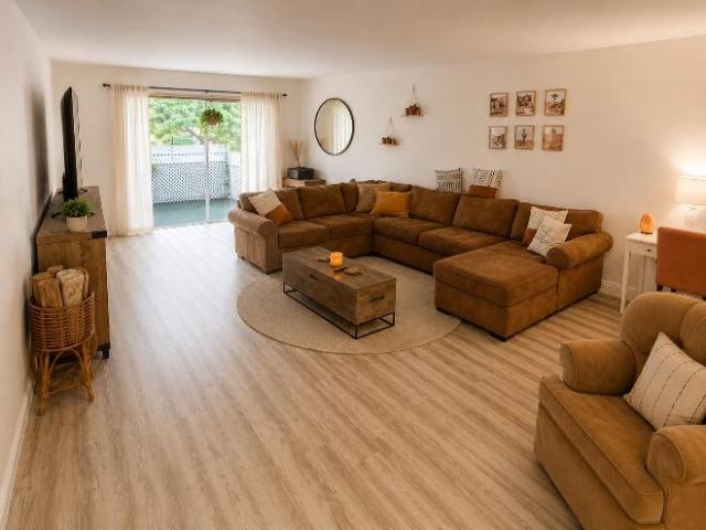 2 Br, 2 bath, Condo 3700 Dean Dr Unit 2106