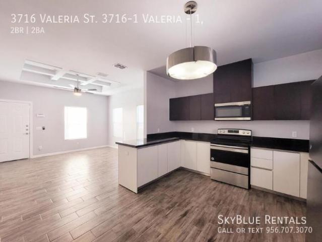 2 Br, 2 bath, Condo 3716 Valeria St