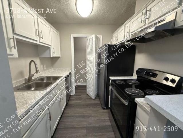 2 Br, 2 bath, Condo 3718 West Ave